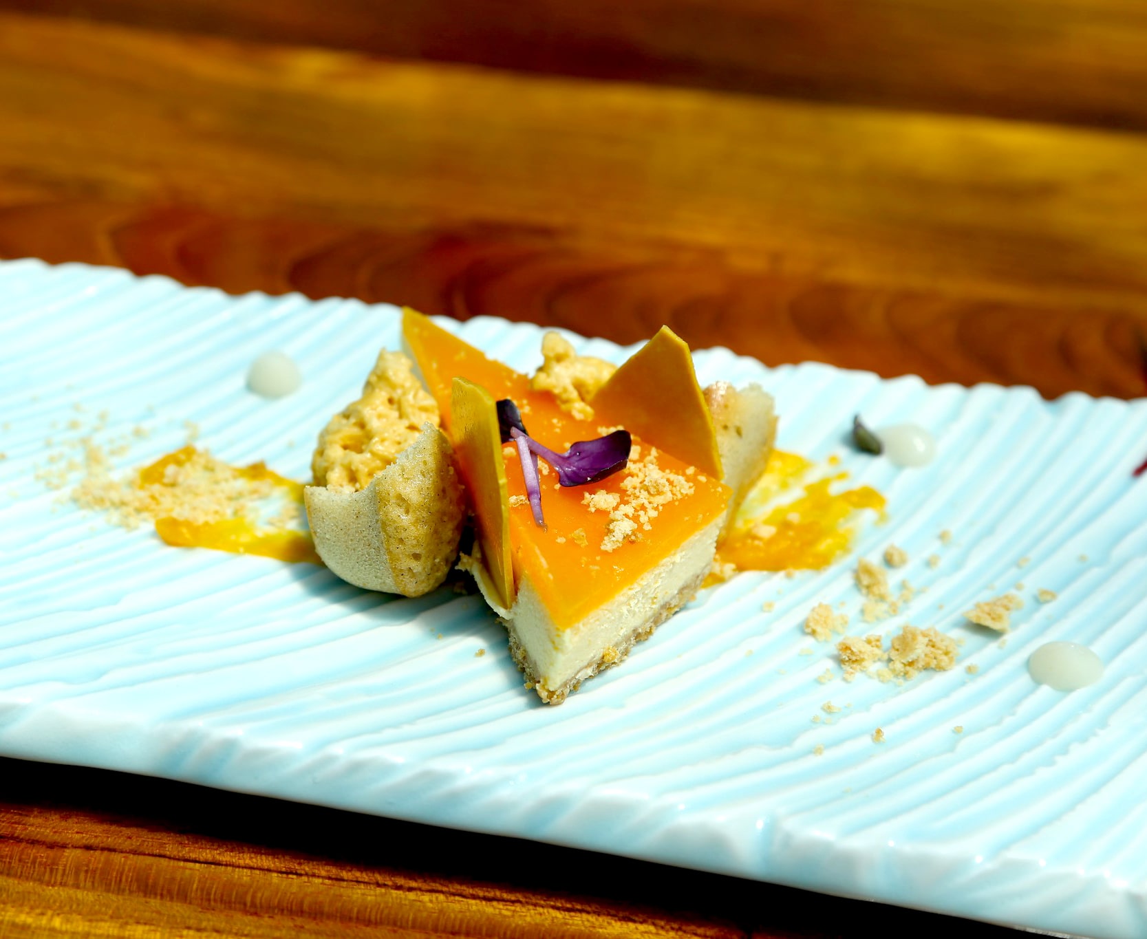 Inside The World's First Undersea Restaurant - Ithaa Undersea ...
